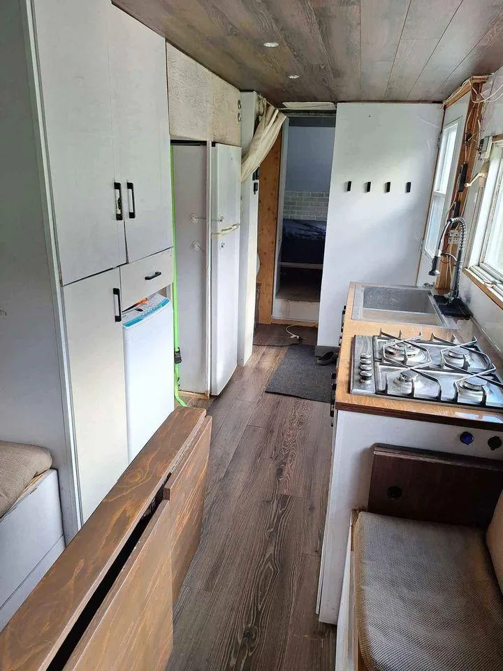 Offrez-vous un chalet mobile autonome, moderne et spacieux
